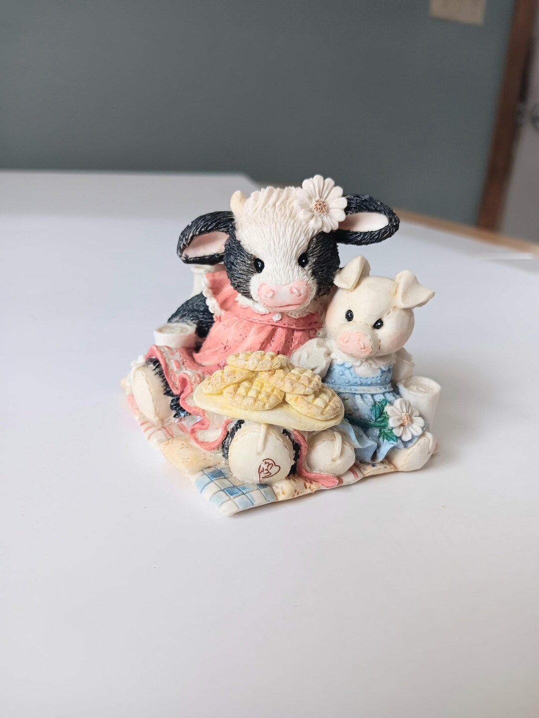 Mary's Moo Moos Cookies Are for Sharing Enesco 1993 Vintage Cow & Pig ...
