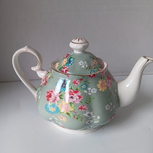 Gracie Tea Ware China Green & White Floral 5 CUP Porcelain Rose Floral ...