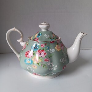Gracie Tea Ware China Green & White Floral 5 CUP Porcelain Rose Floral ...