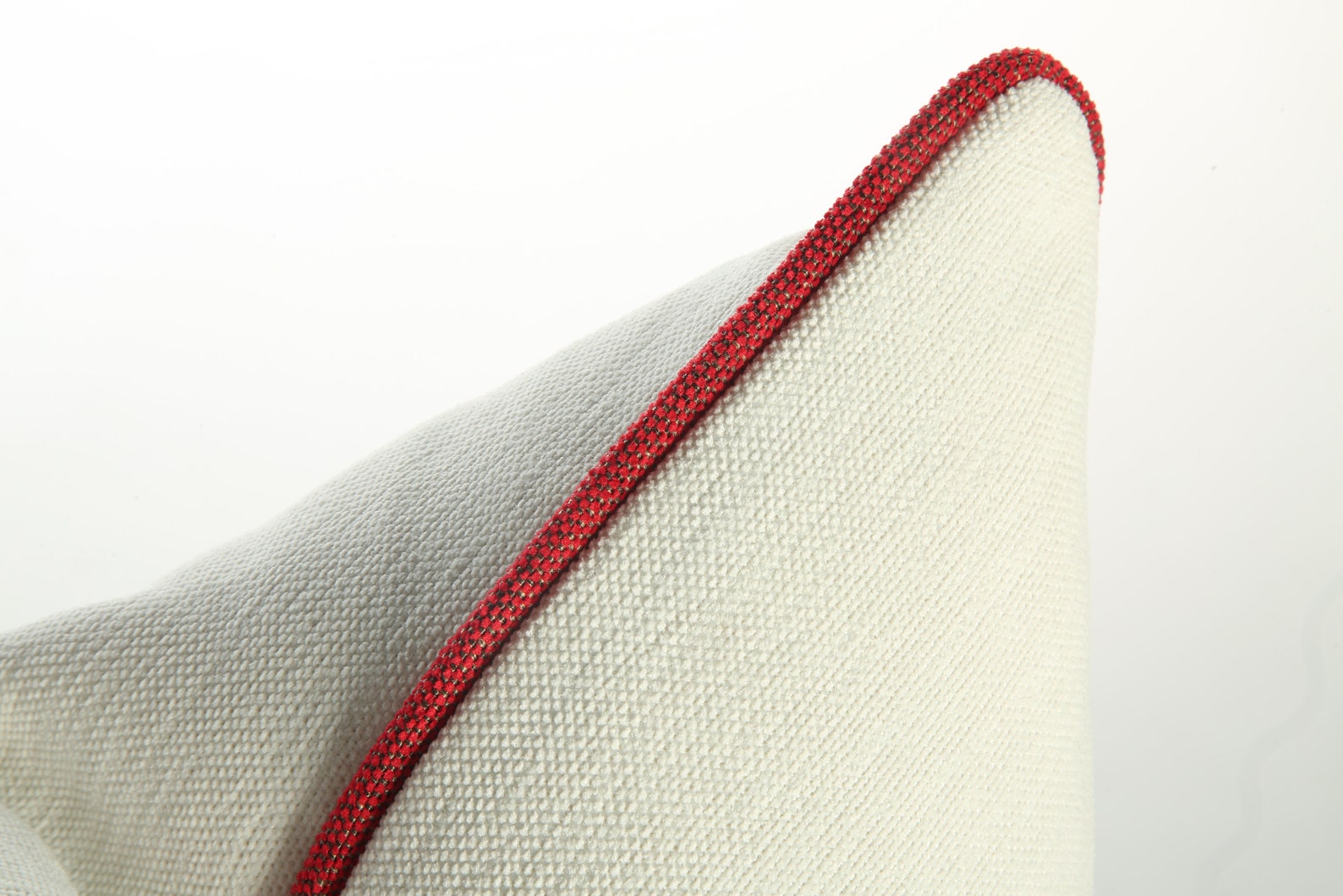 White Pillow With Red Pipping,white Linen Throw Pillows,red Pipping ...