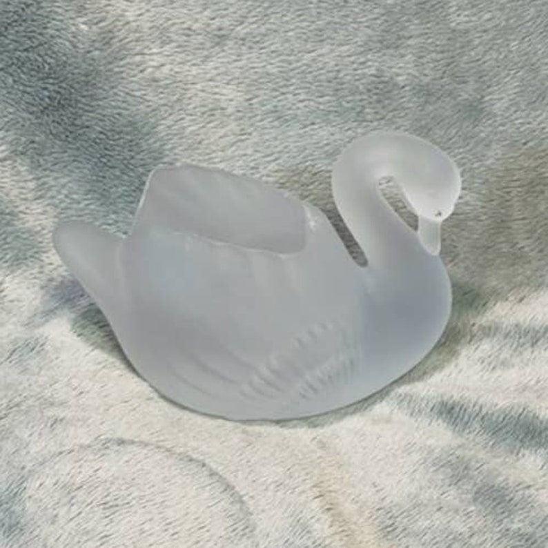Vintage Frosted Satin Glass Swan Trinket/toothpick Holder - Etsy