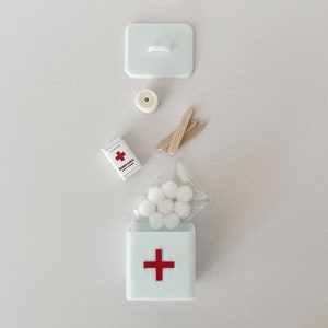 Miniature First Aid Kit: Vintage Style Dollhouse Medical Box - Etsy