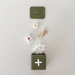 Miniature First Aid Kit: Vintage Style Dollhouse Medical Box - Etsy