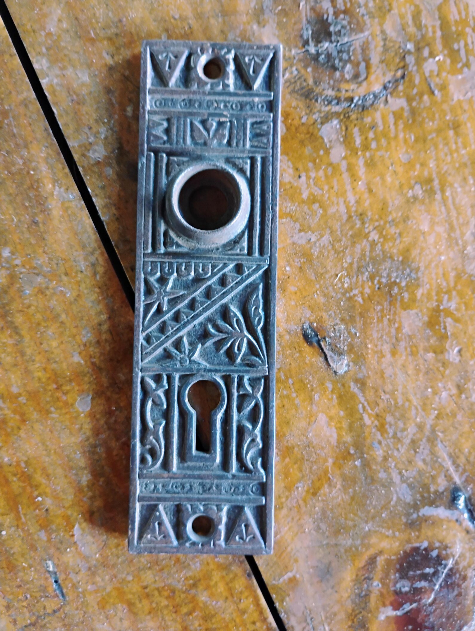 Arcadia Cast Iron Door Plate - Etsy