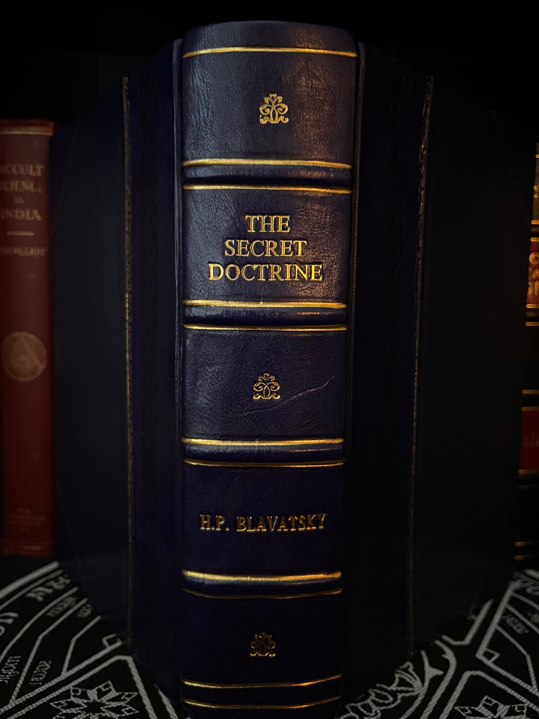 The Secret Doctrine Vol. 1 & 2 in One H. P. Blavatsky, Theosophical ...