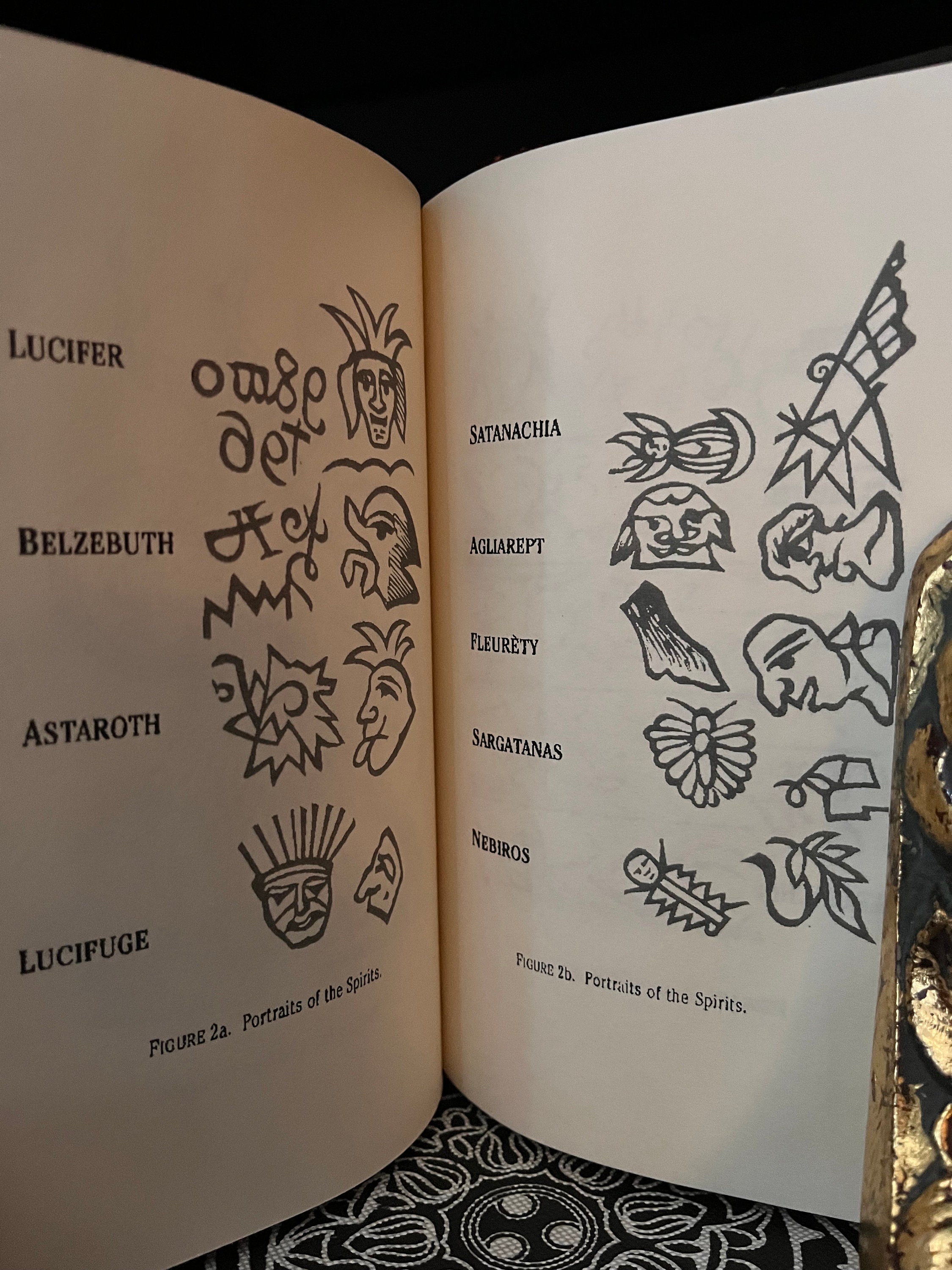The Grand Grimoire, Red Dragon Occult Facsimile, Black Magic, Enochian ...