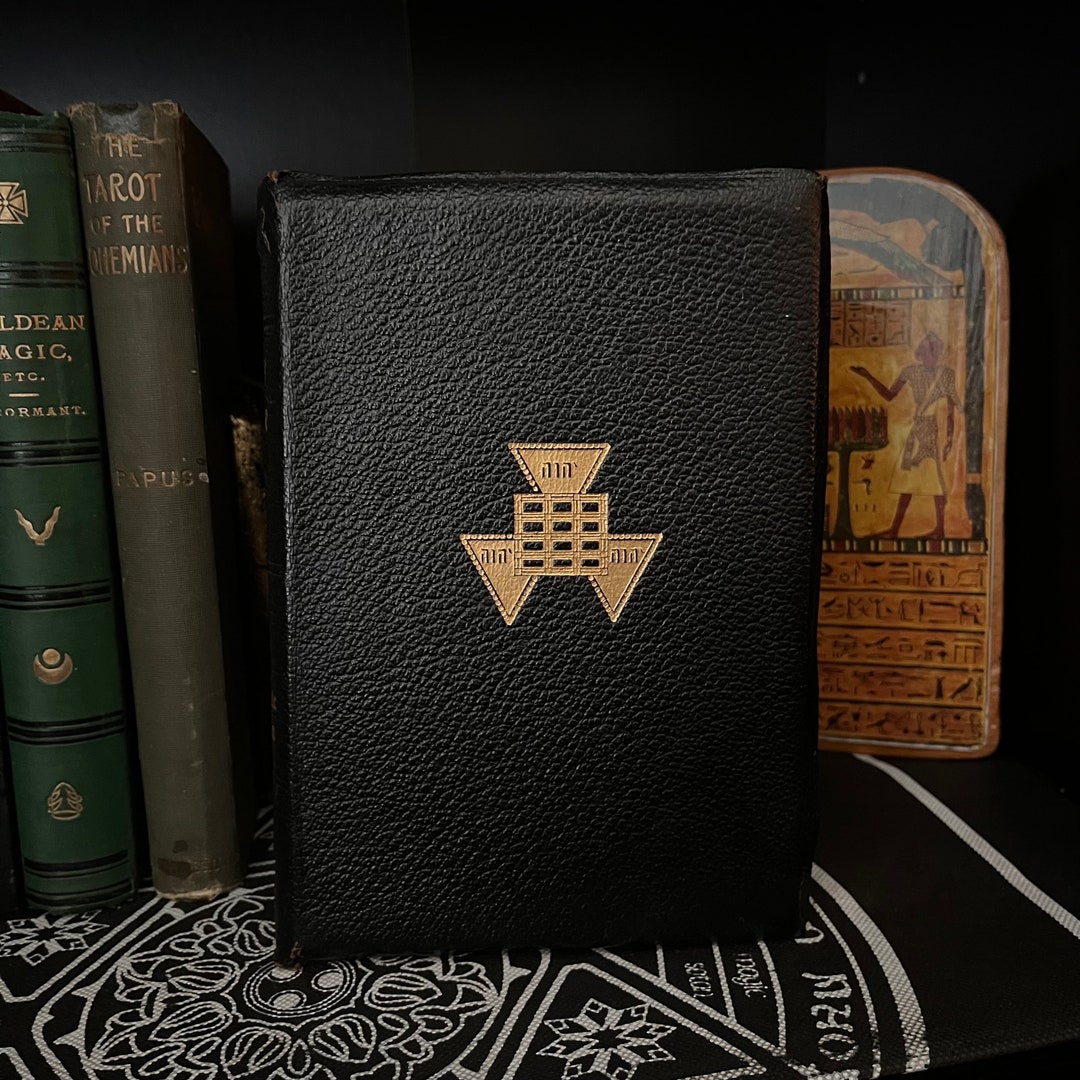 Knights Templar Bible - Freemason Books, Occult, Illuminati, Temple of ...