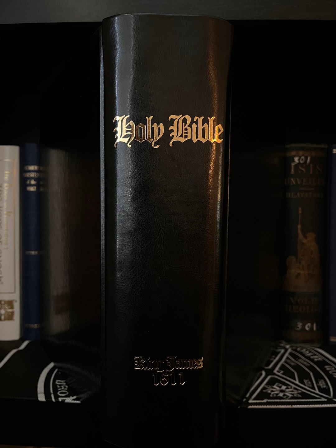 1611 Holy Bible Facsimile KJV - Christianity, Apocrypha, First Edition ...