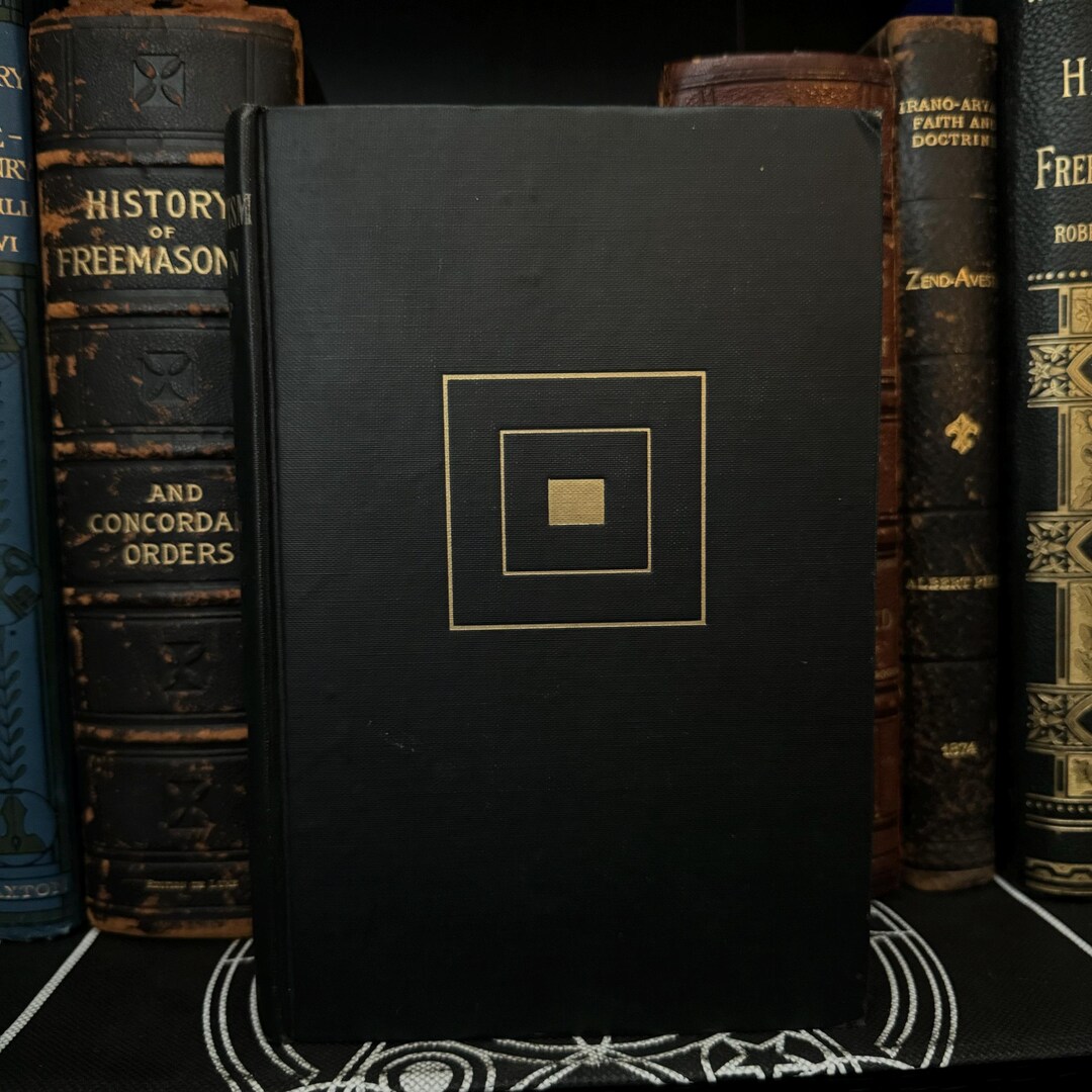 1948 HYPNOTISM CAN HELP - Occult Books Mesmerism Book Hermetic Temple Zodiac Astrology ...