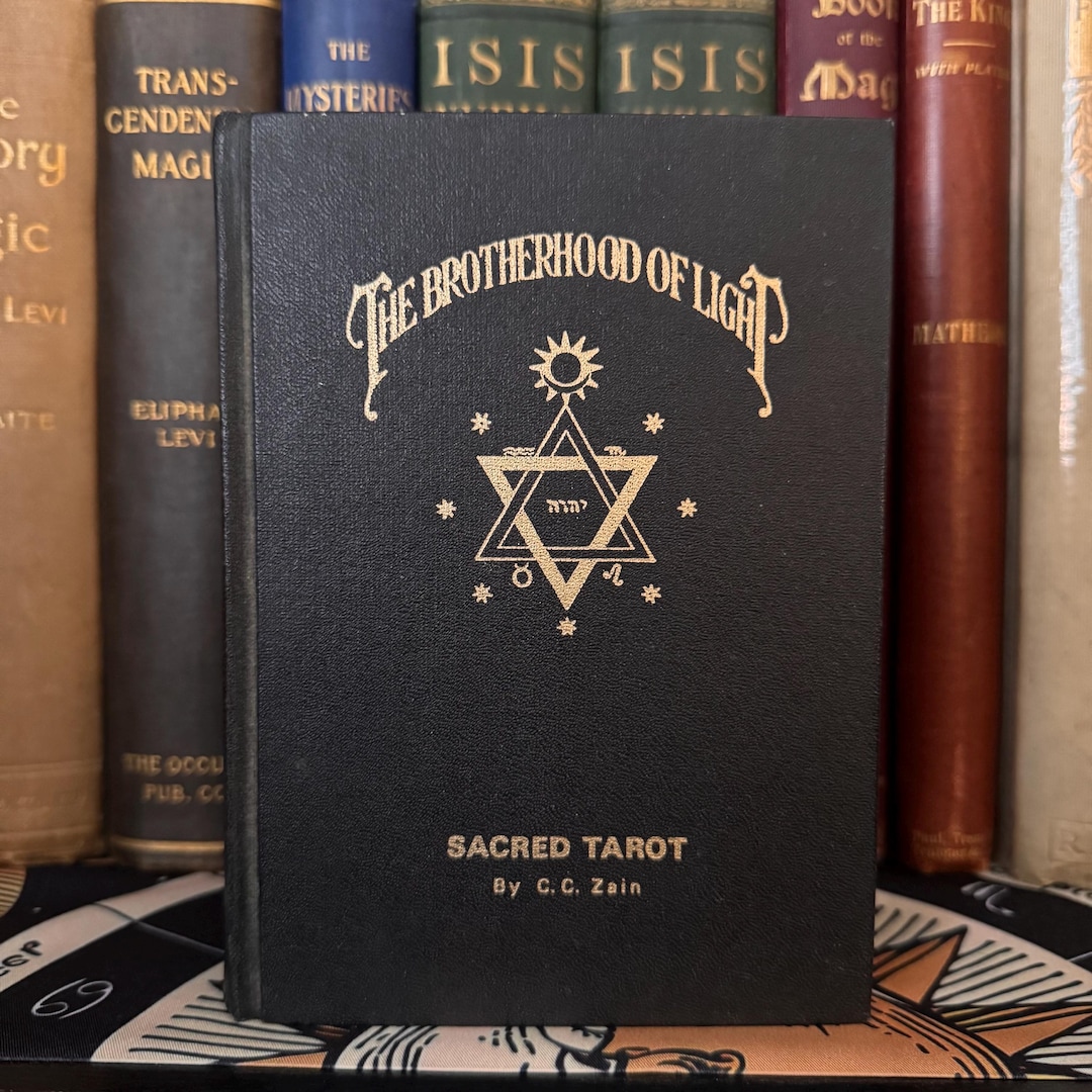 Sacred Tarot, by C. C. Zain & Brotherhood of Light - Secret Society ...