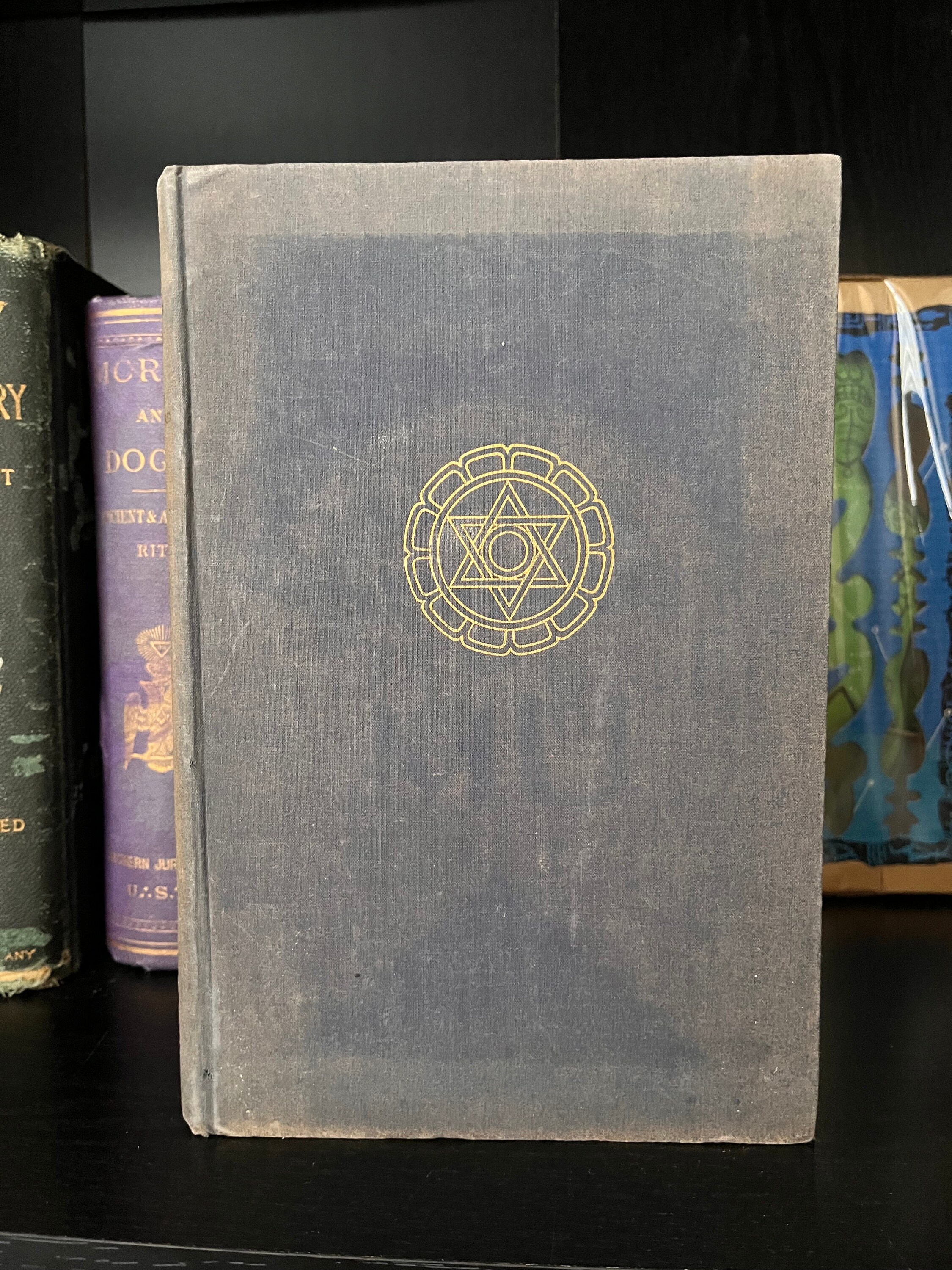 The Sacred Symbols of Mu James Churchward, New Age, Occult, Lemuria ...