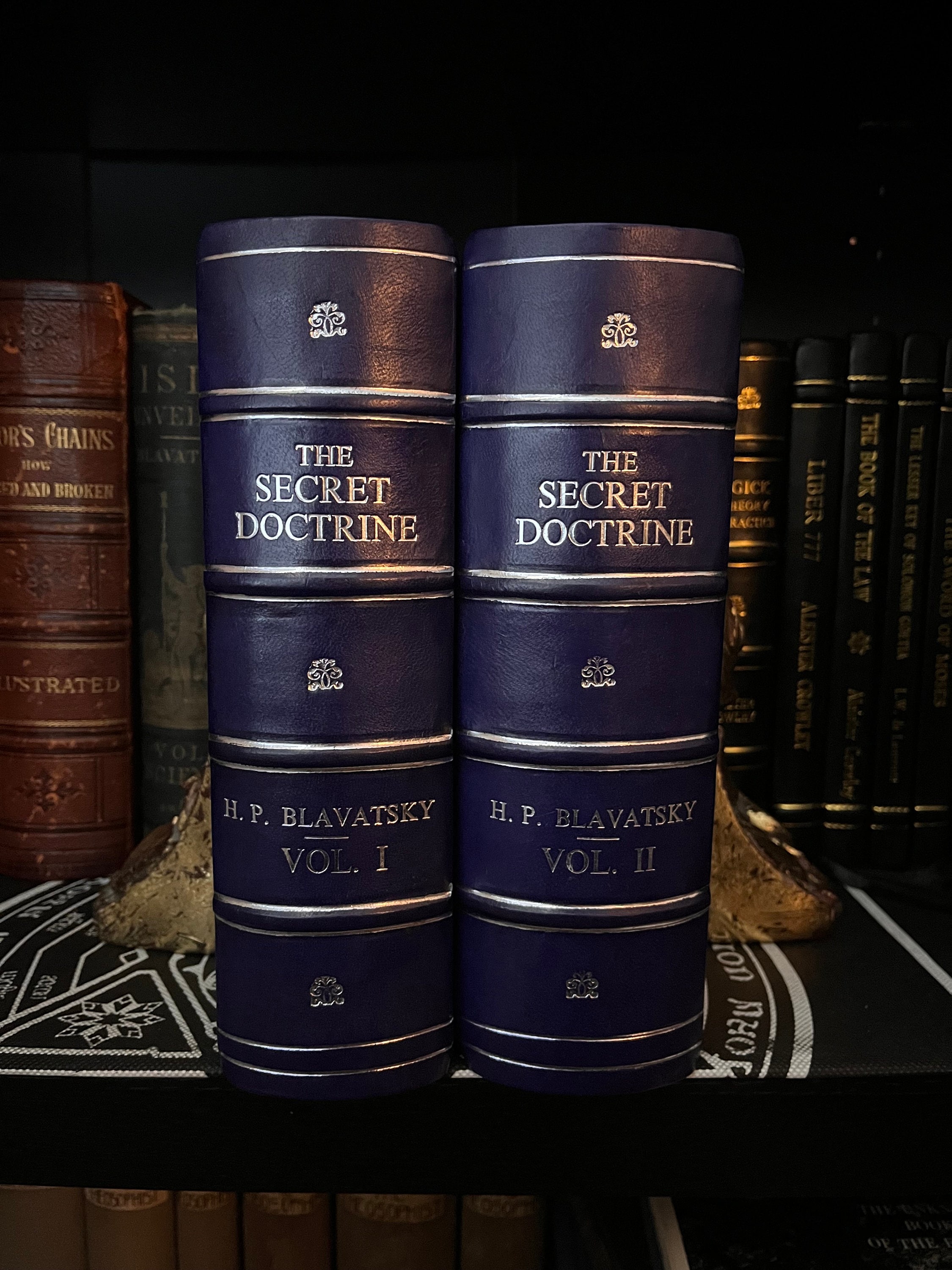 The Secret Doctrine Vol. 1 & 2, by H. P. Blavatsky, Theosophy, Cosmogenesis, Freemasonry, Occult ...