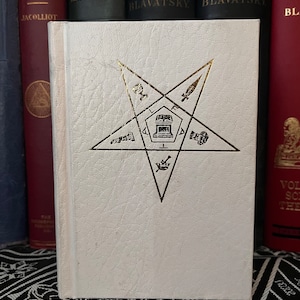 Adoptive Rite Ritual of the Order of the Eastern Star, by Robert Macoy ...