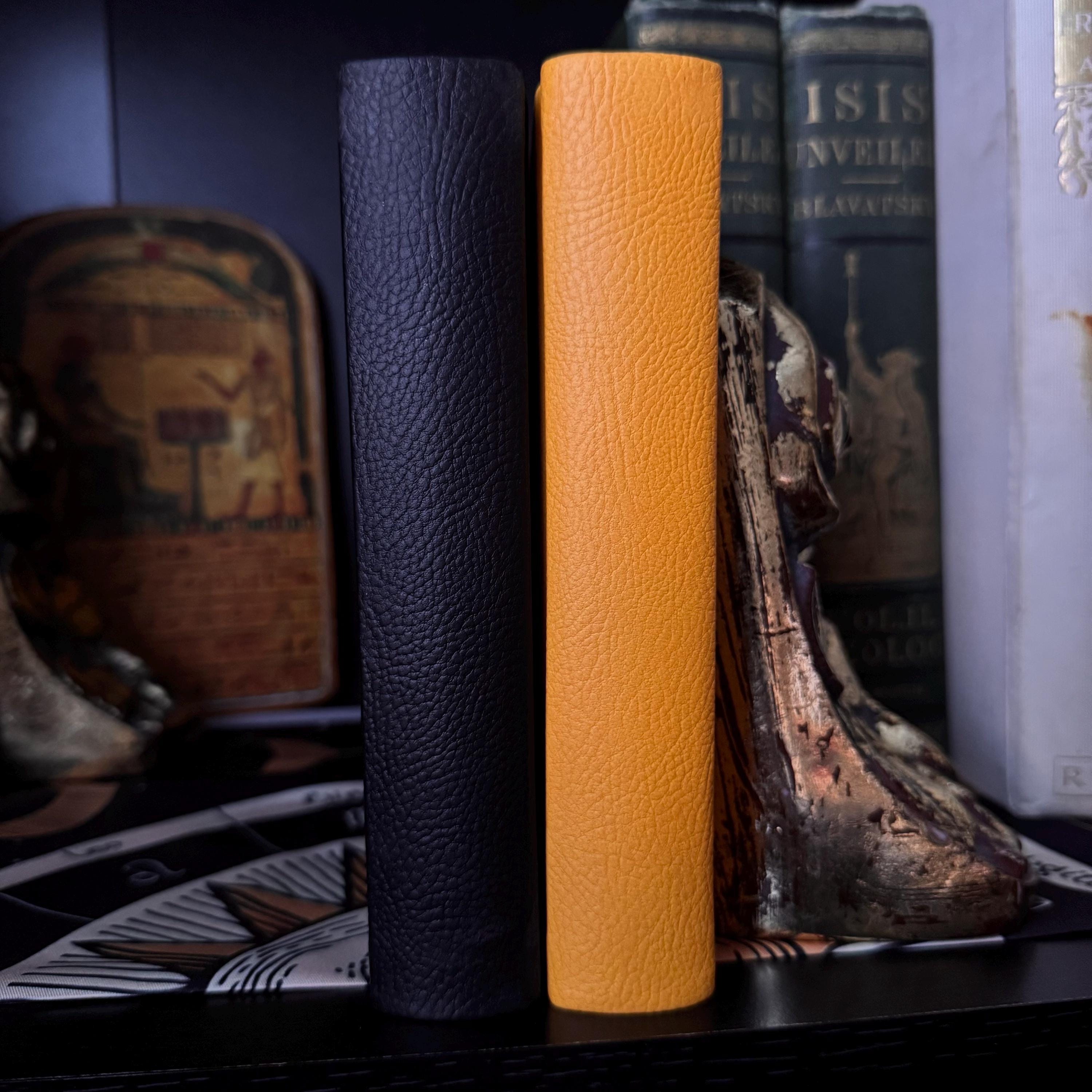 Sacred Records -the Black Book and the Gold Book Malachi York El ...