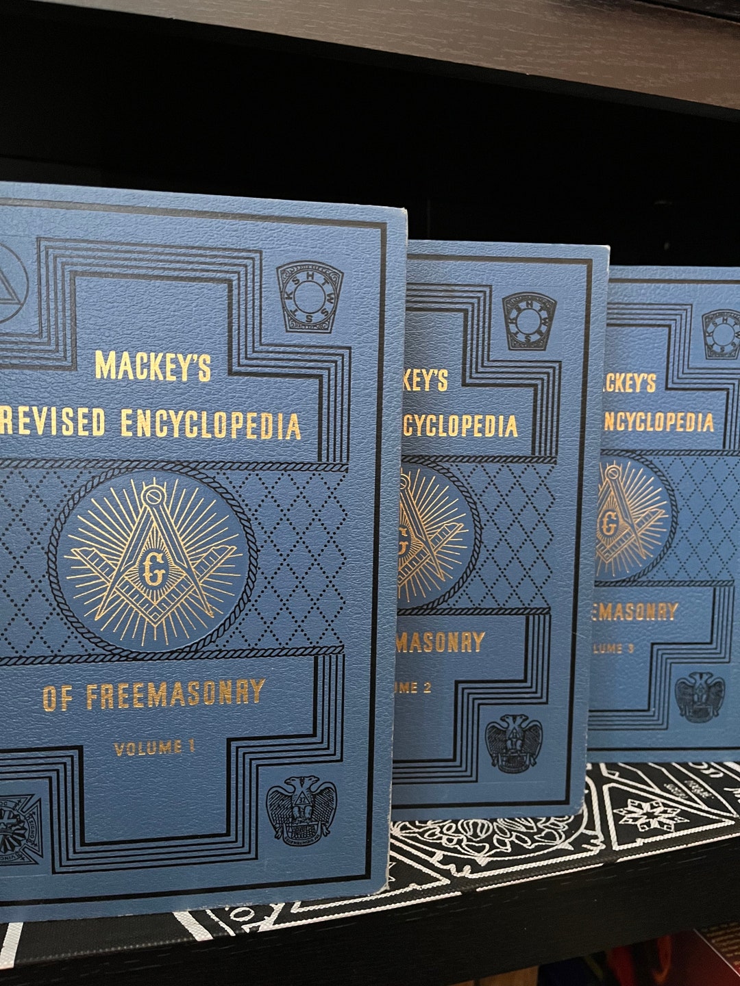 Mackey's Encyclopedia of Freemasonry Vol. 1-3 (1950), Illuminati ...