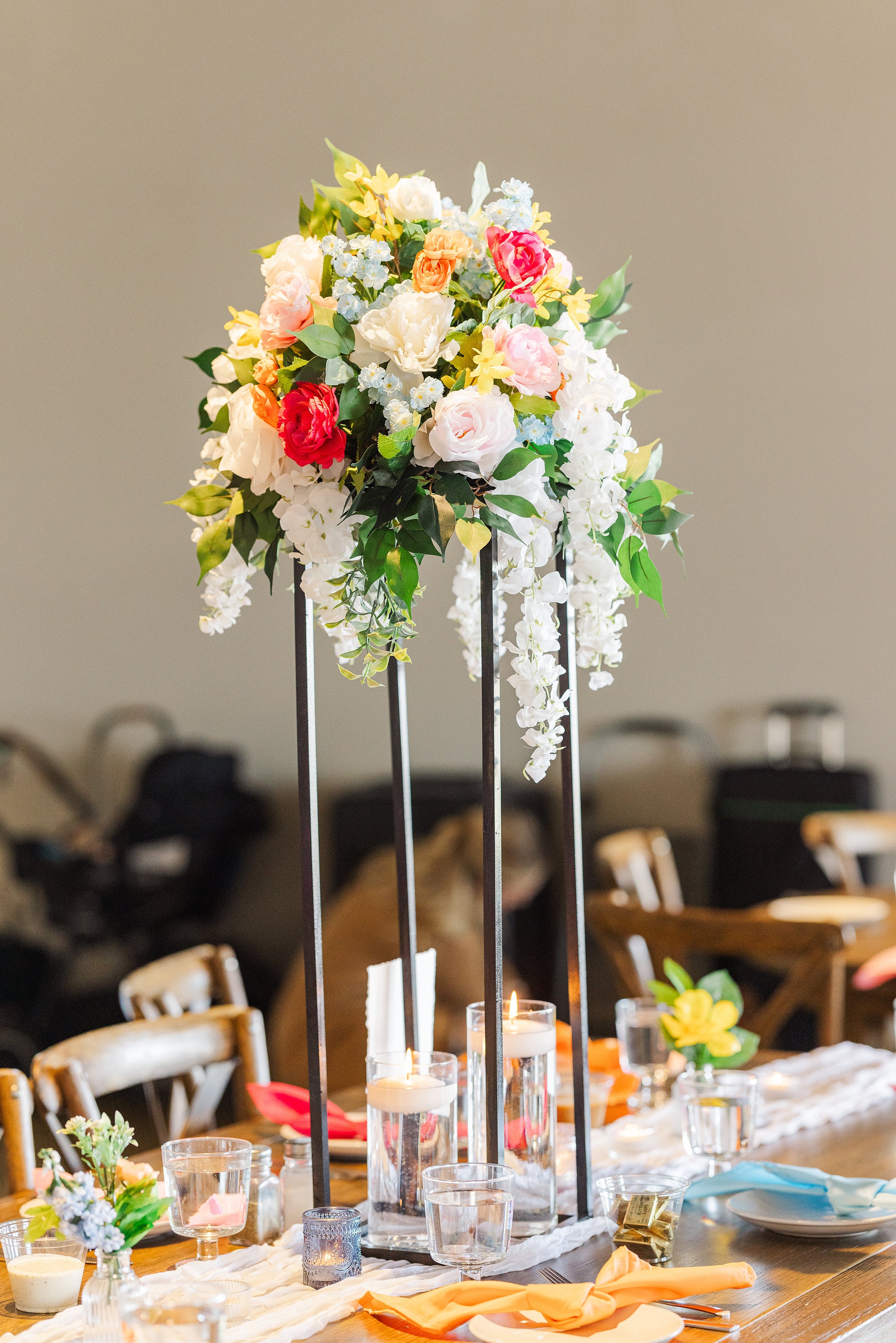 Custom Floral Stand Centerpieces - Etsy