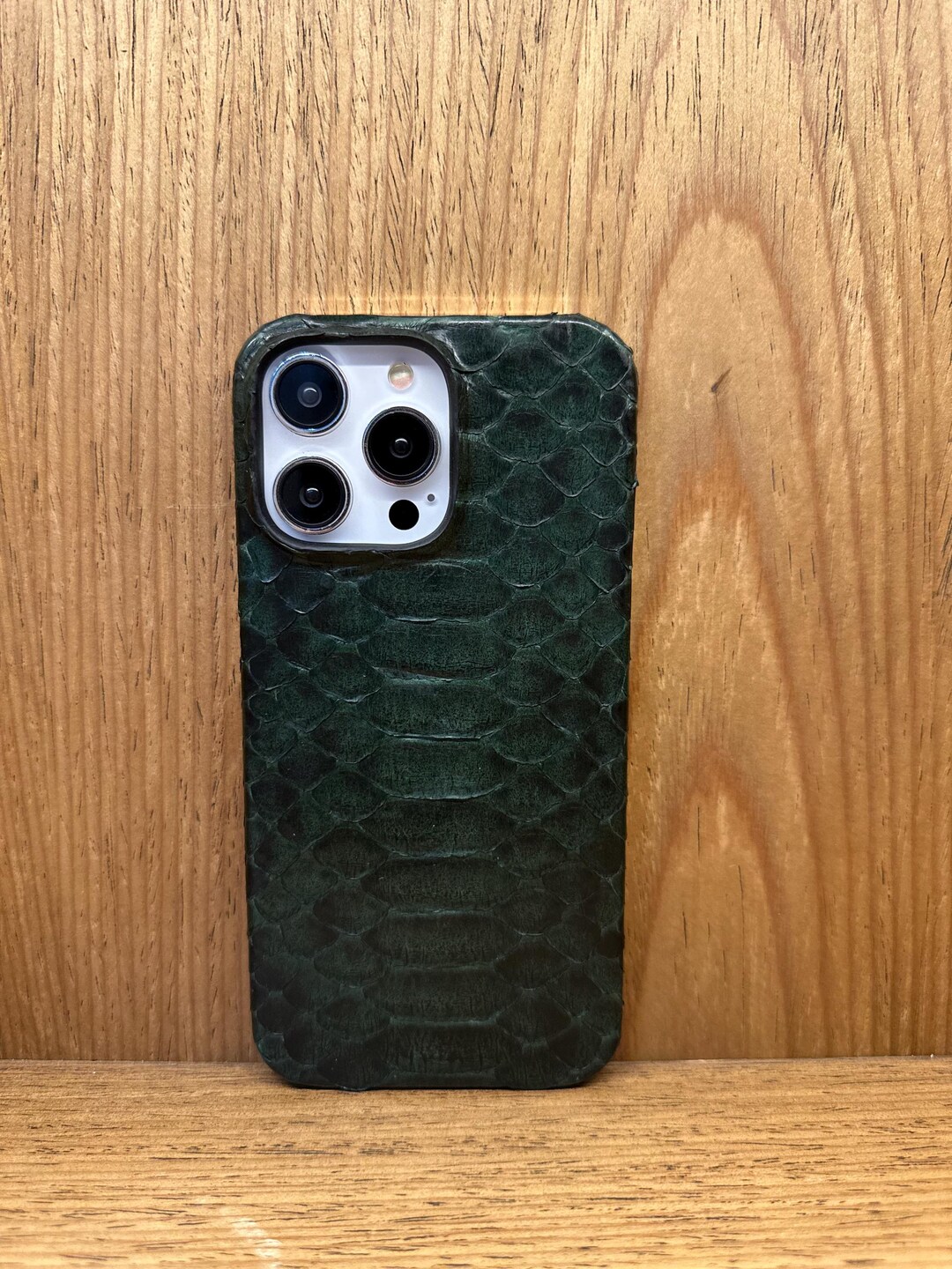 Luxury Green Snake Skin iPhone 14 Pro & Pro Max Case Handmade Premium ...