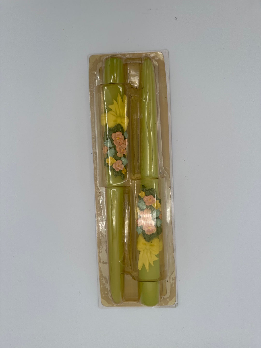Vintage Avon Flowers and Bows Tapered Candles With 3D Flower Details ...