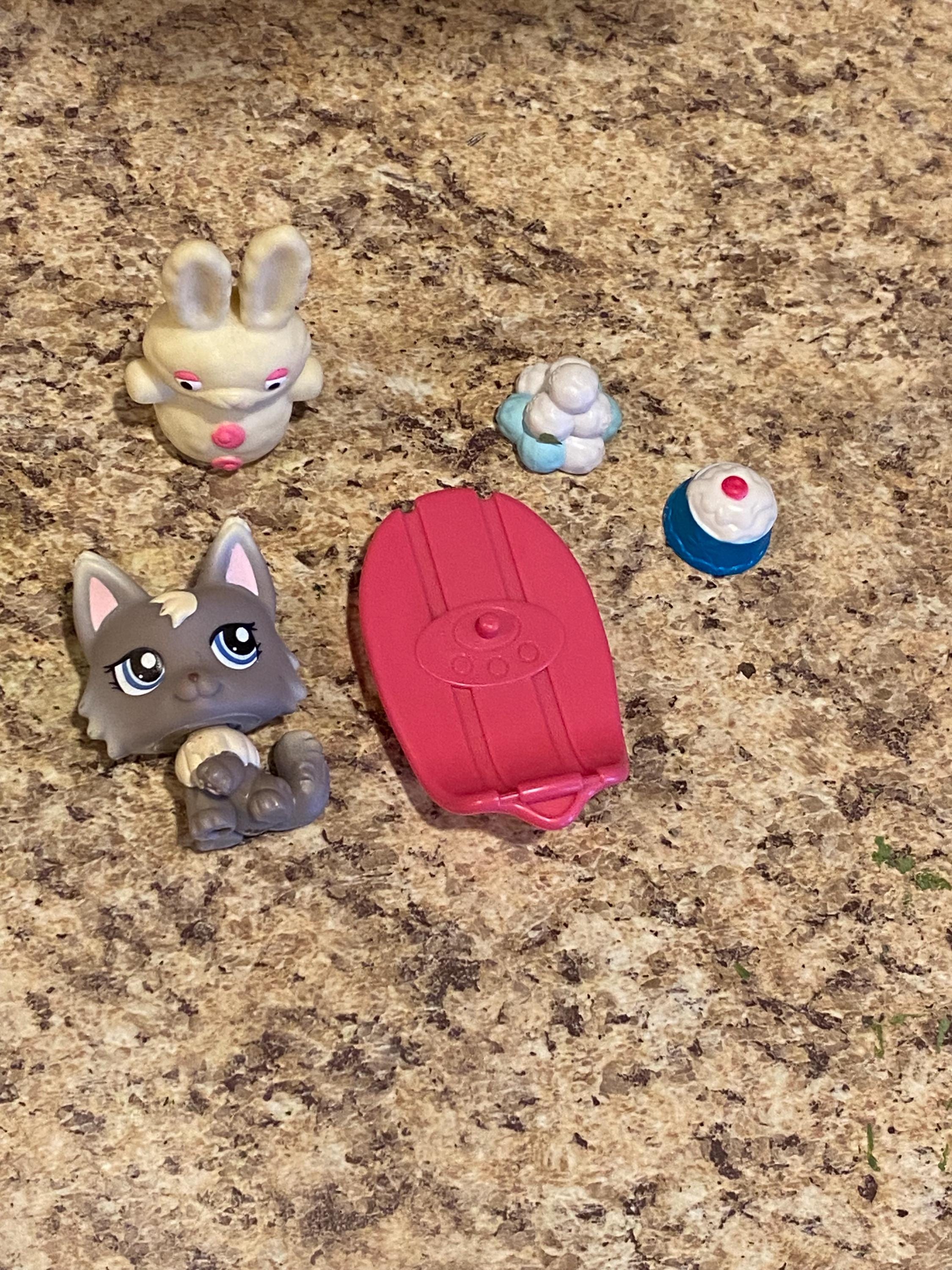 Littlest Pet Shop Wolf and Winter Accessories - Etsy