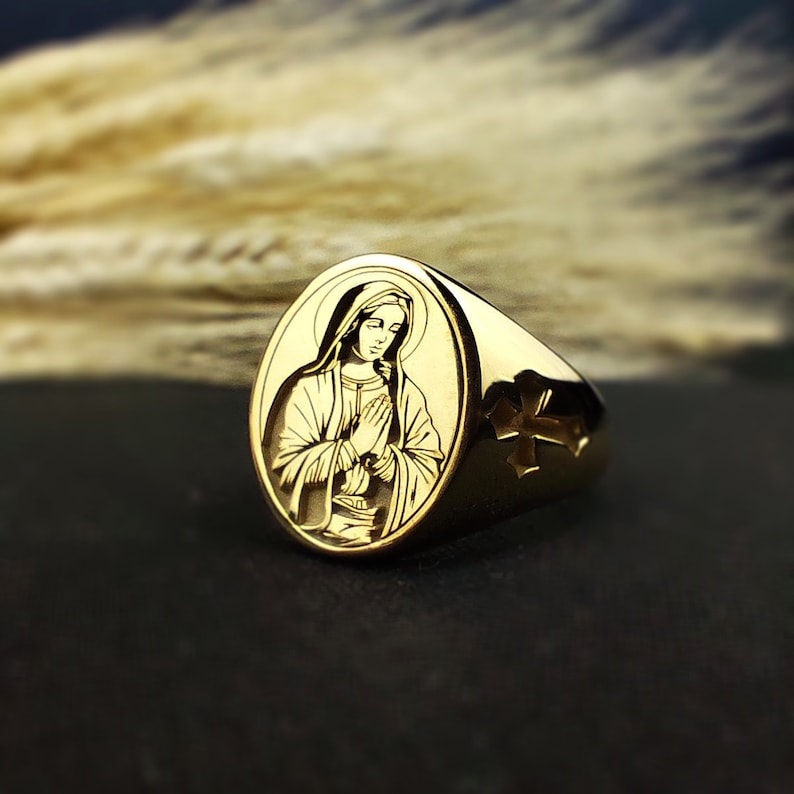 Gold Plated Virgin Mary Signet Ring: Catholic Statement Jewelry - Etsy