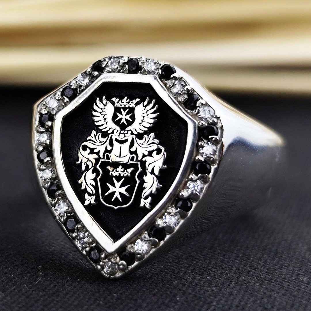 Personalized Heraldic Family Crest Ring With Custom Coat of Arms ...