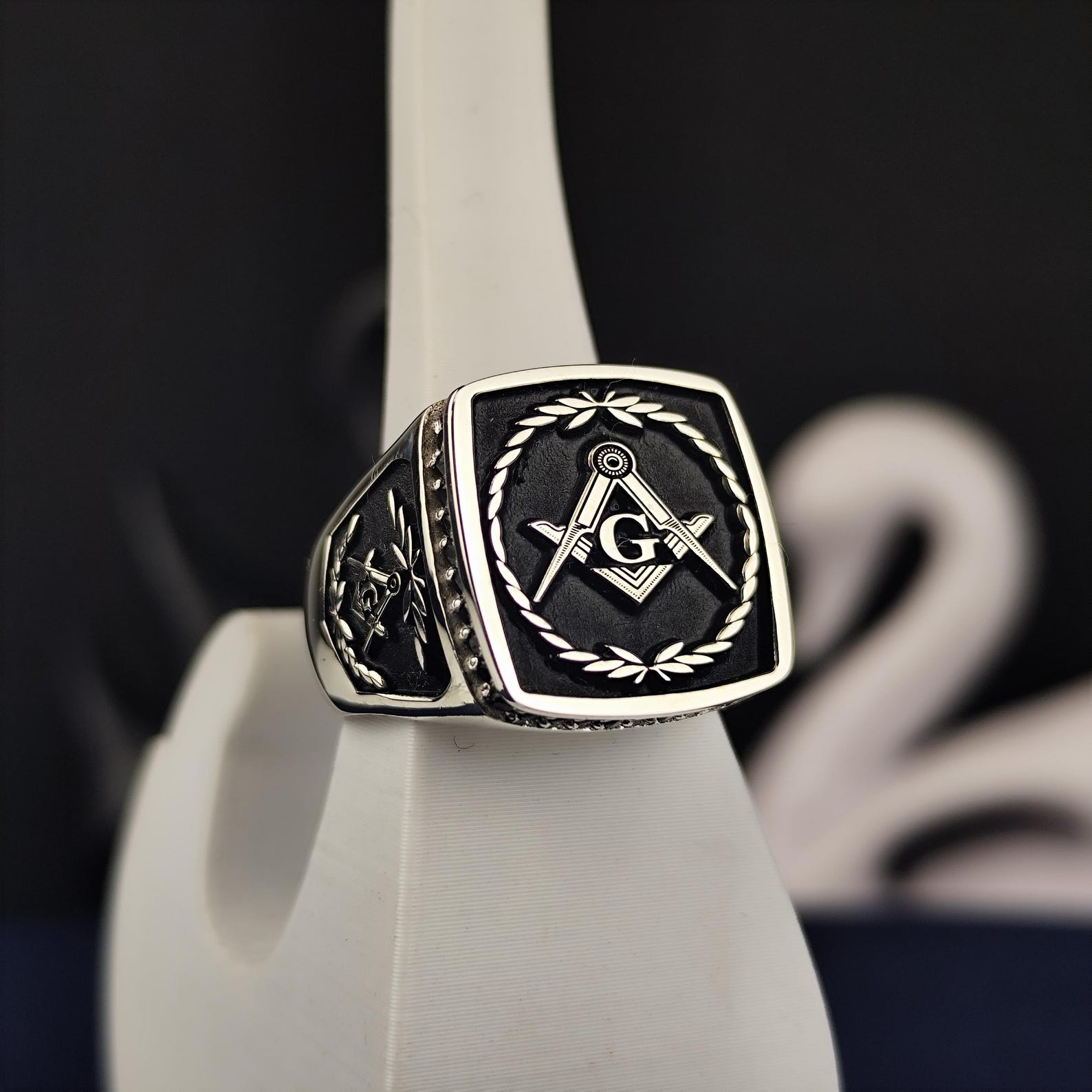 Masonic Lodge Ring: Square & Compass Freemason Jewelry in Gold or ...