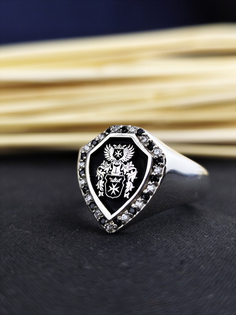 Personalized Heraldic Family Crest Ring With Custom Coat of Arms ...