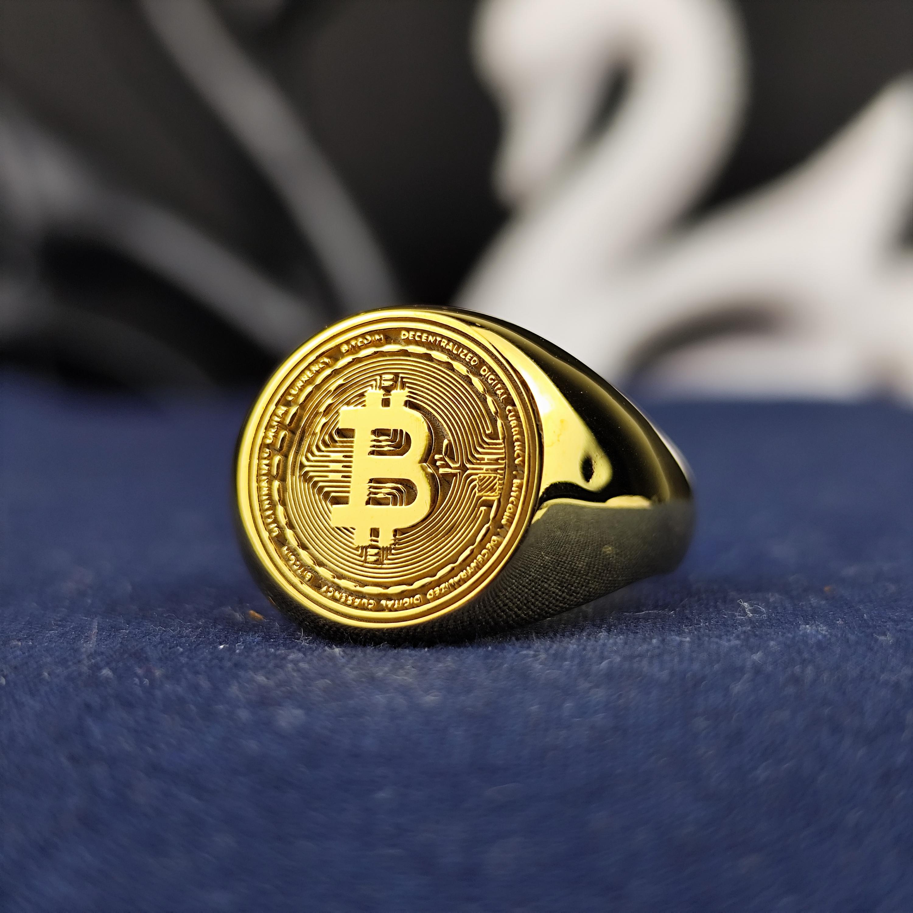 Gold Bitcoin Signet Ring – Exclusive Blockchain Jewelry for Crypto ...