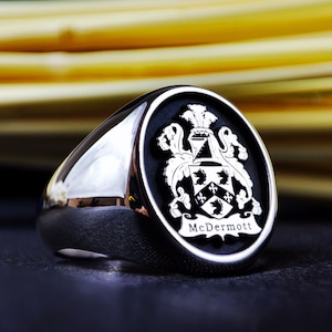 Family Crest Ring / Coat of Arms Ring / Coat of Arms / Family Crest ...