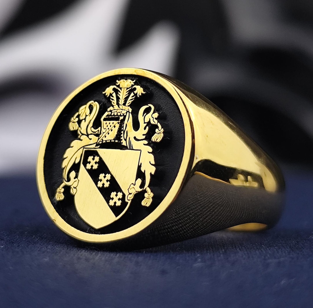 Gold Family Crest Signet Ring, Personalized Coat of Arms Jewelry ...