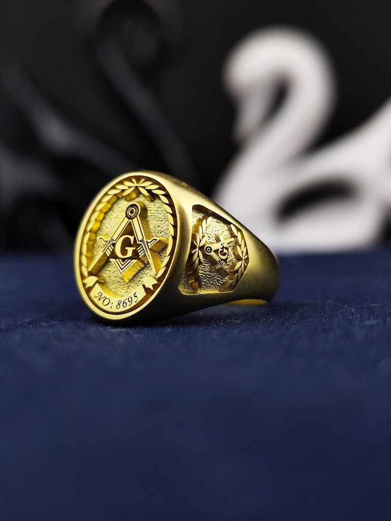 Vermeil Freemason Ring: Custom Engraved Masonic Signet - Etsy