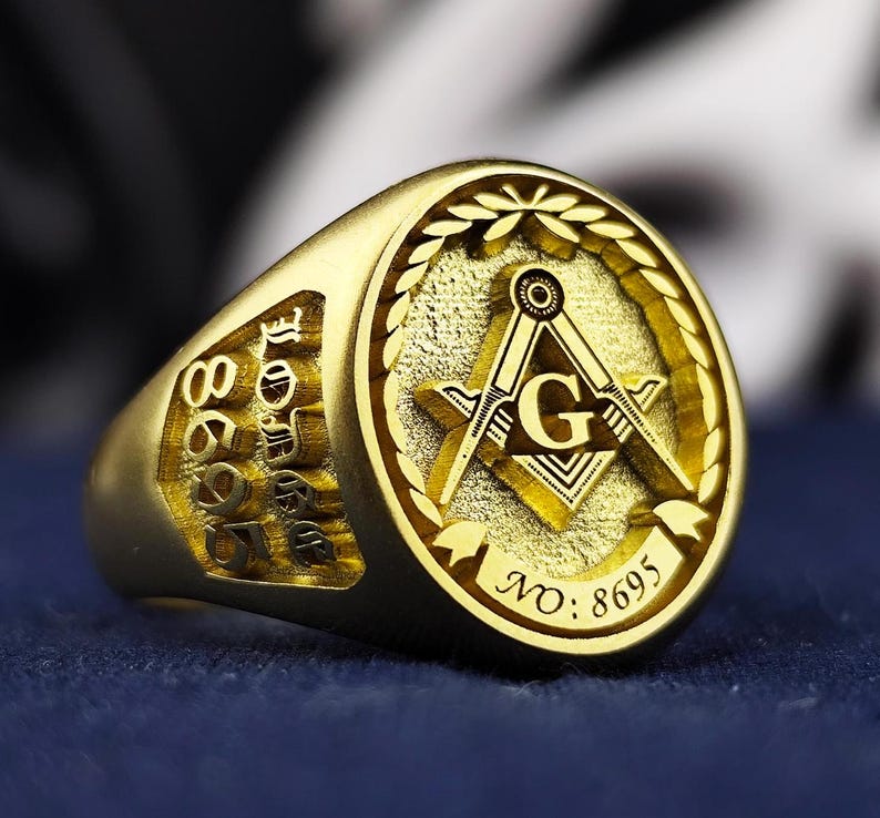 Vermeil Freemason Ring: Custom Engraved Masonic Signet - Etsy