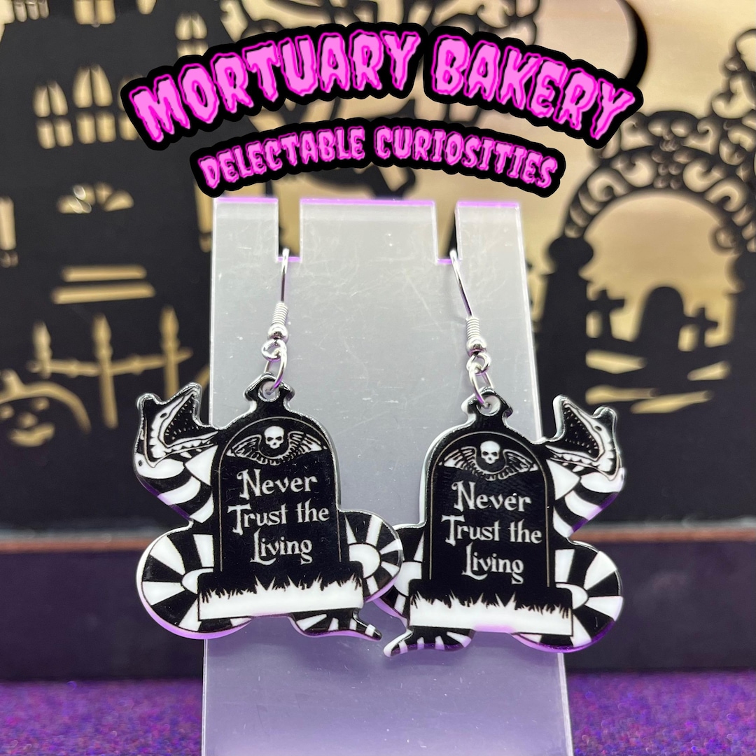 Sandworm Earrings, Never Trust the Living, Beetlejuice, Tombstone ...