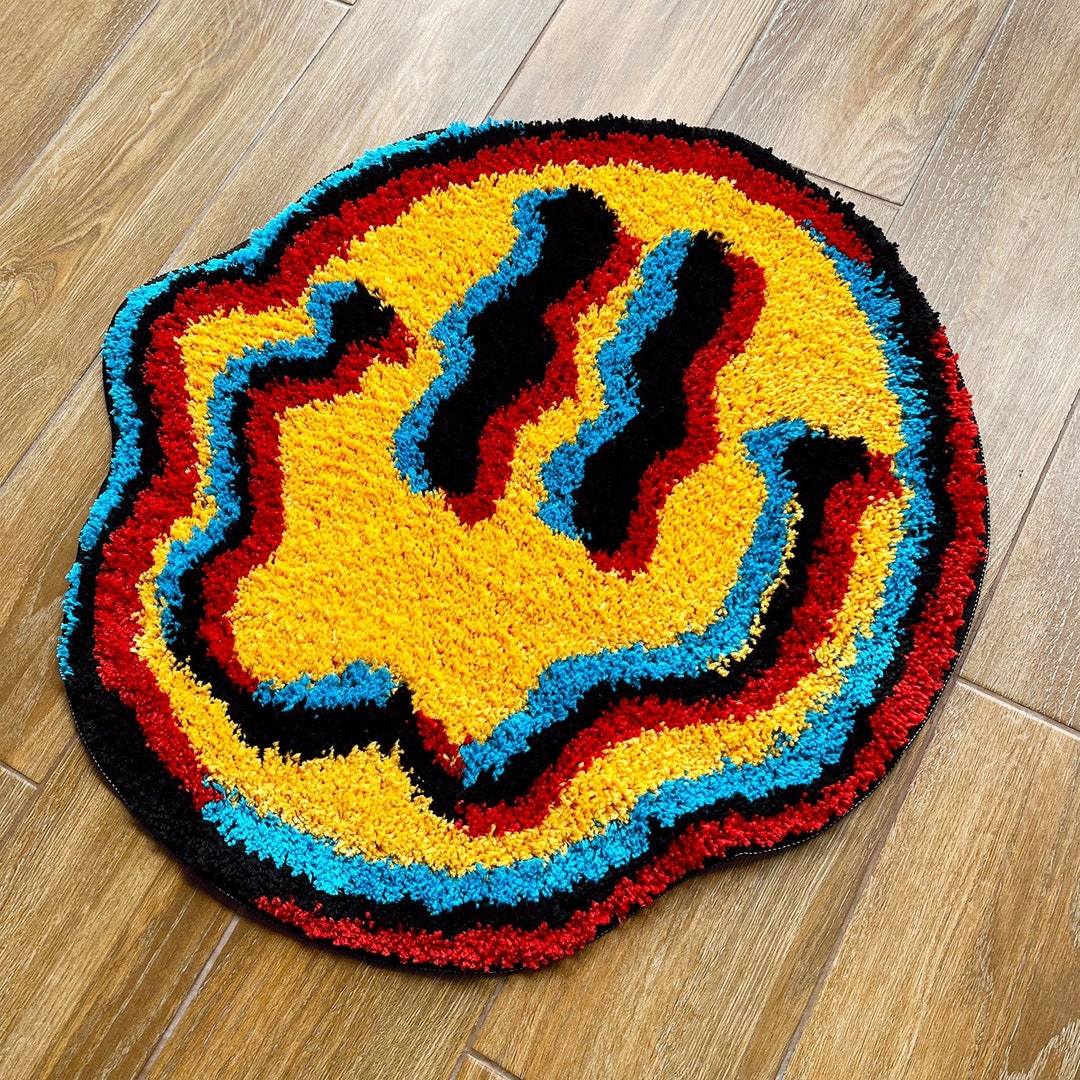 Yellow Trippy Smile Rug Handmade Tufted Rug With Smiley Face for ...