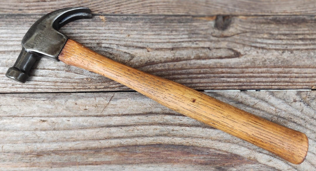 Small Vintage Curved Claw Hammer W/ Wood Handle Carpentry Woodworking ...