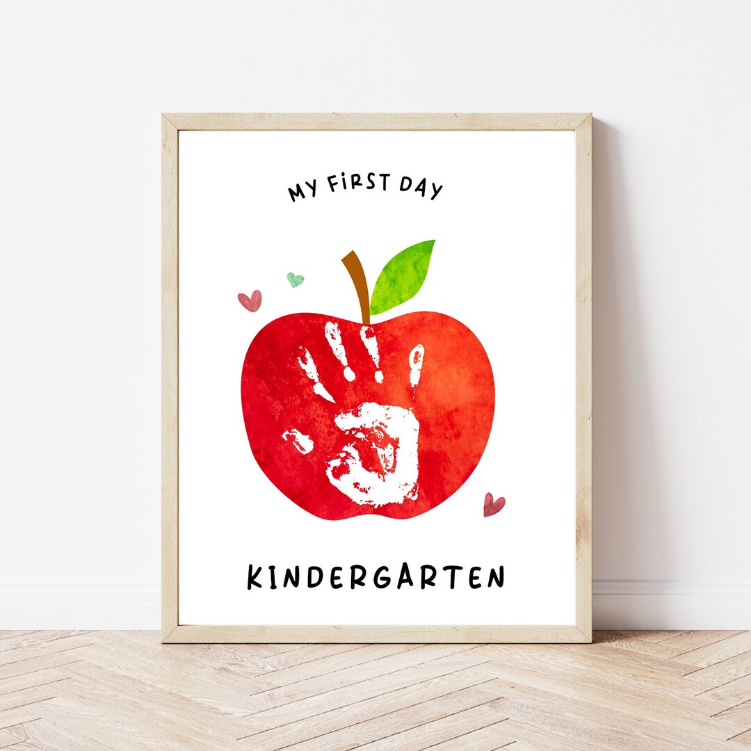 Kindergarten Handprint Craft, First Day of Kindergarten, Back to School ...