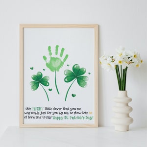 Lucky Clover Handprint Poem, St Patricks Day Handprint Footprint Craft ...