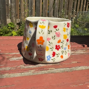Dainty Flower Mug — Handmade Ceramic Hand Painted Gift - Etsy Canada