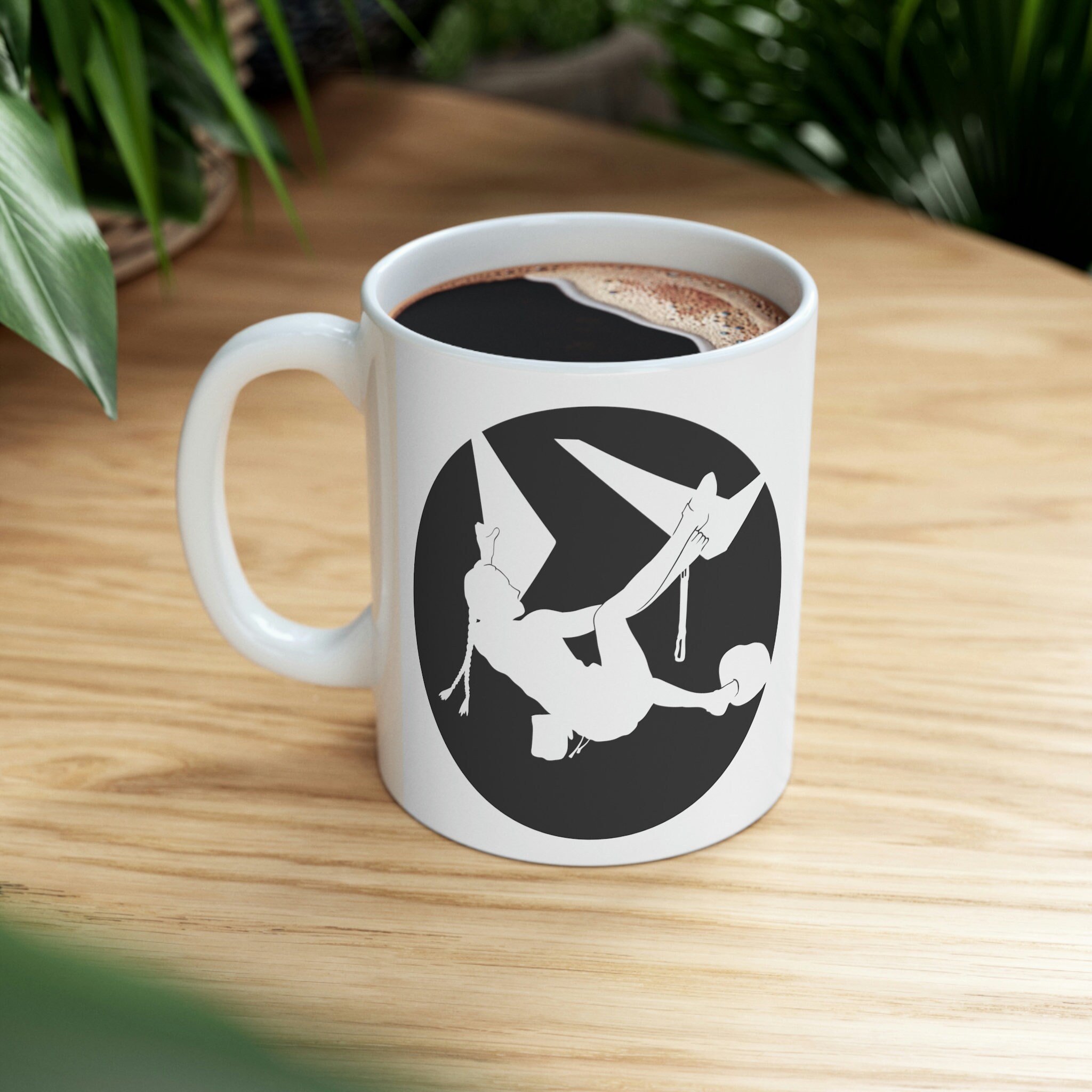 Indoor Climbing (female Silhouette) - Rock Climbing / Bouldering Mug ...