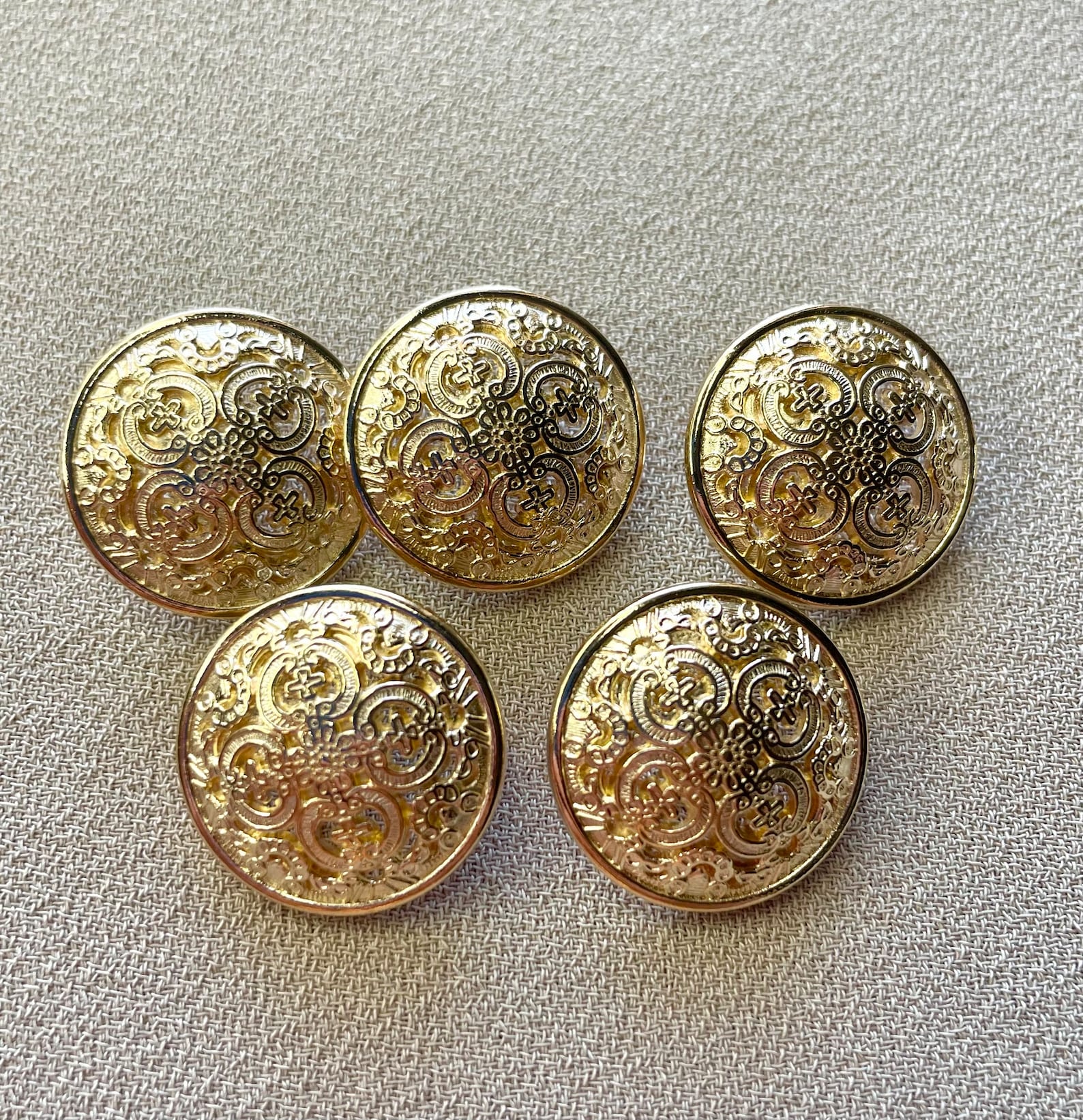 Set of 5 Metal Cutout Buttons Vintage Metallic Gold Coat Button 15mm ...