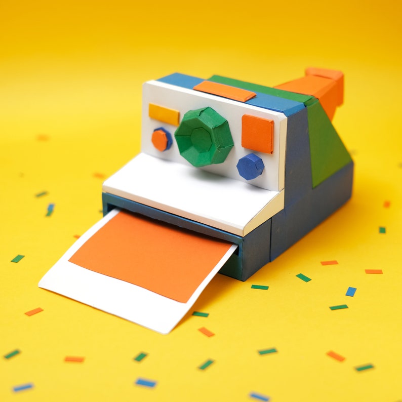 Creative Retro Vintage Camera: PDF Template for Polaroid Camera Decor ...