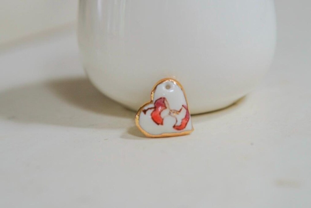 Porcelain + 22k Gold Apple Core Heart Pendant - Etsy