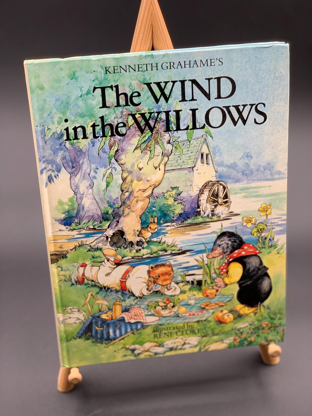 The Wind and the Willows by Kenneth Grahame Illustrated by Rene Cloke ...