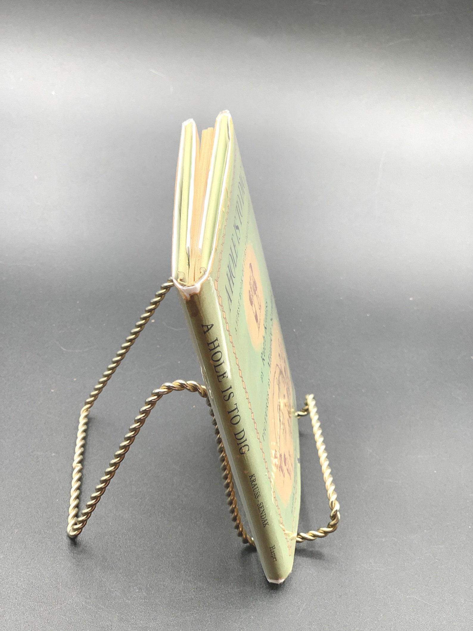 A Hole is to Dig first Book of First Definitions by Ruth Krauss ...