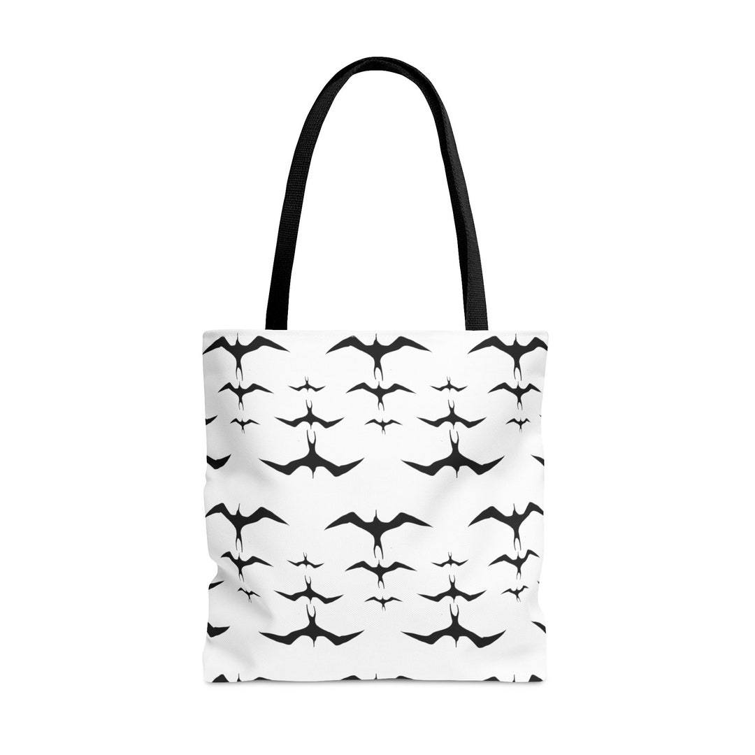 Iwa Bird Pattern Tote Bag, Elegant Hawaiian Iwa Bird Tote Bag Embrace ...