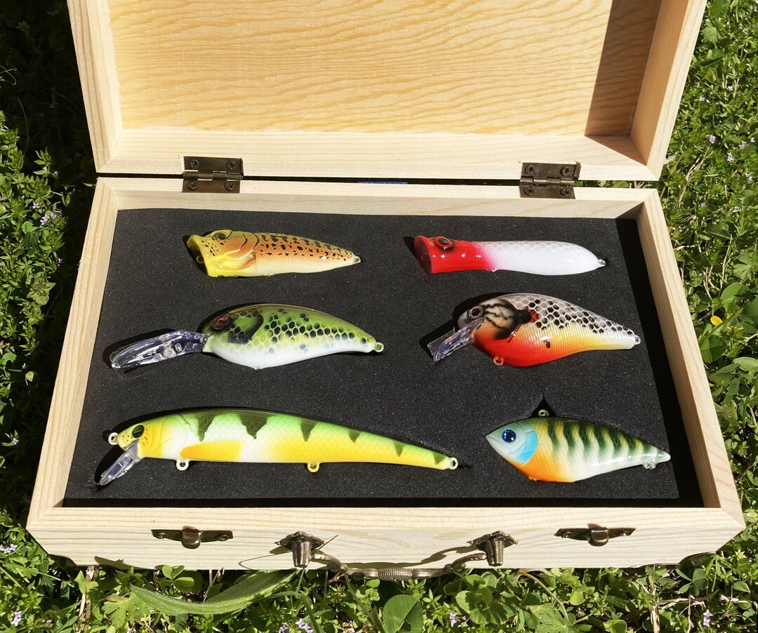 Fishing Lure Gift Box - Custom Hand Painted Hard Bait Set - 6 Proven and Versatile Baits for ...
