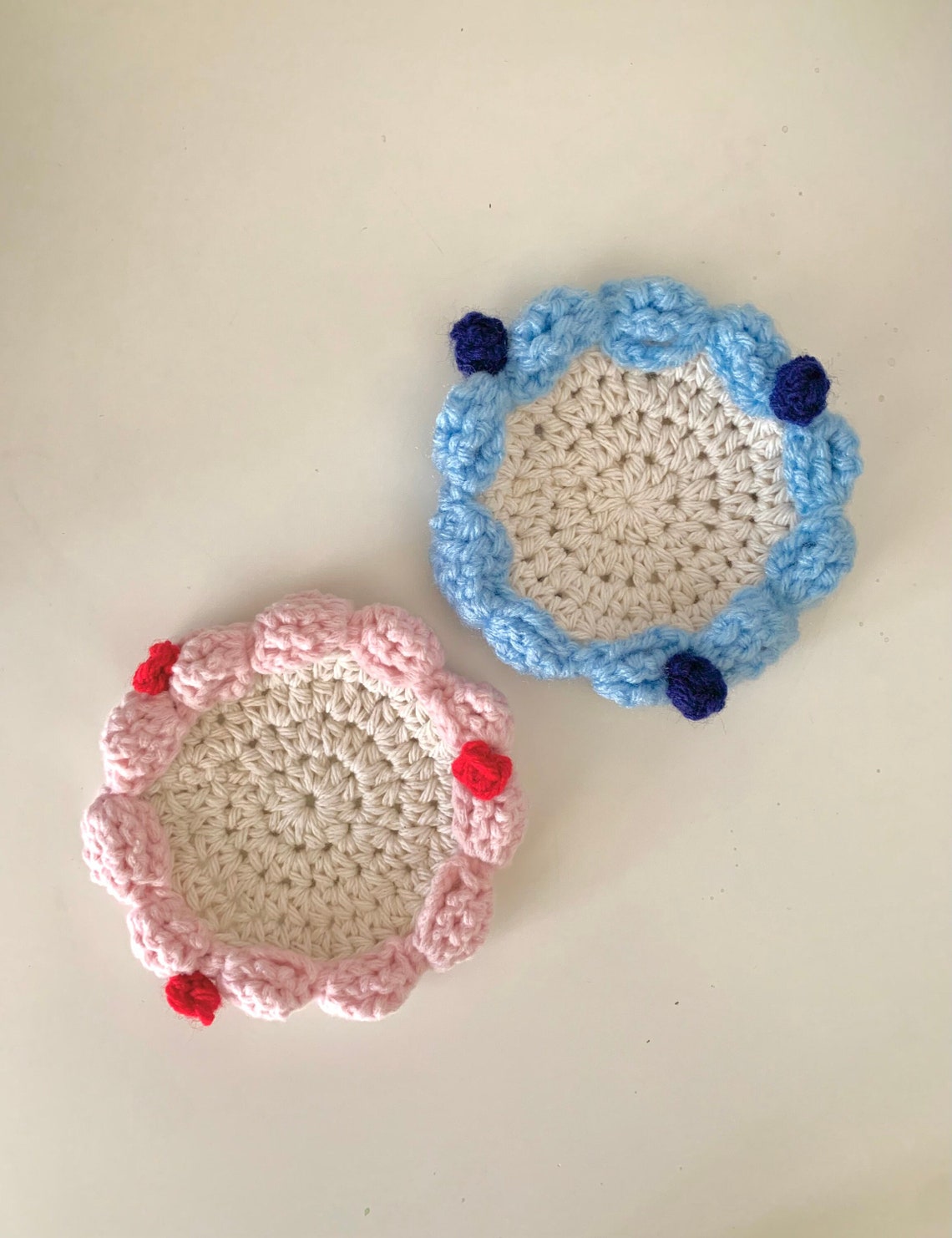 Crochet Cake Coasters Set of Crochet Strawberry & Blueberry Coasters ...