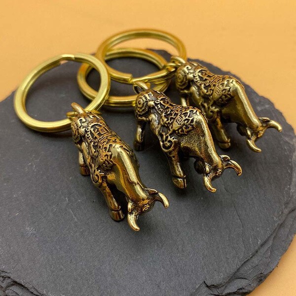 Bull Keychain - Etsy