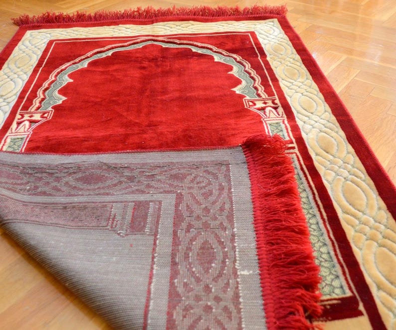 Red Salah Pray Carpet, Thick High Quality Islamic Salah Religious Mat ...