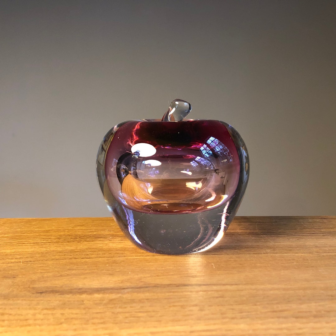 Glass Apple Paperweight Studio Åhus - Etsy